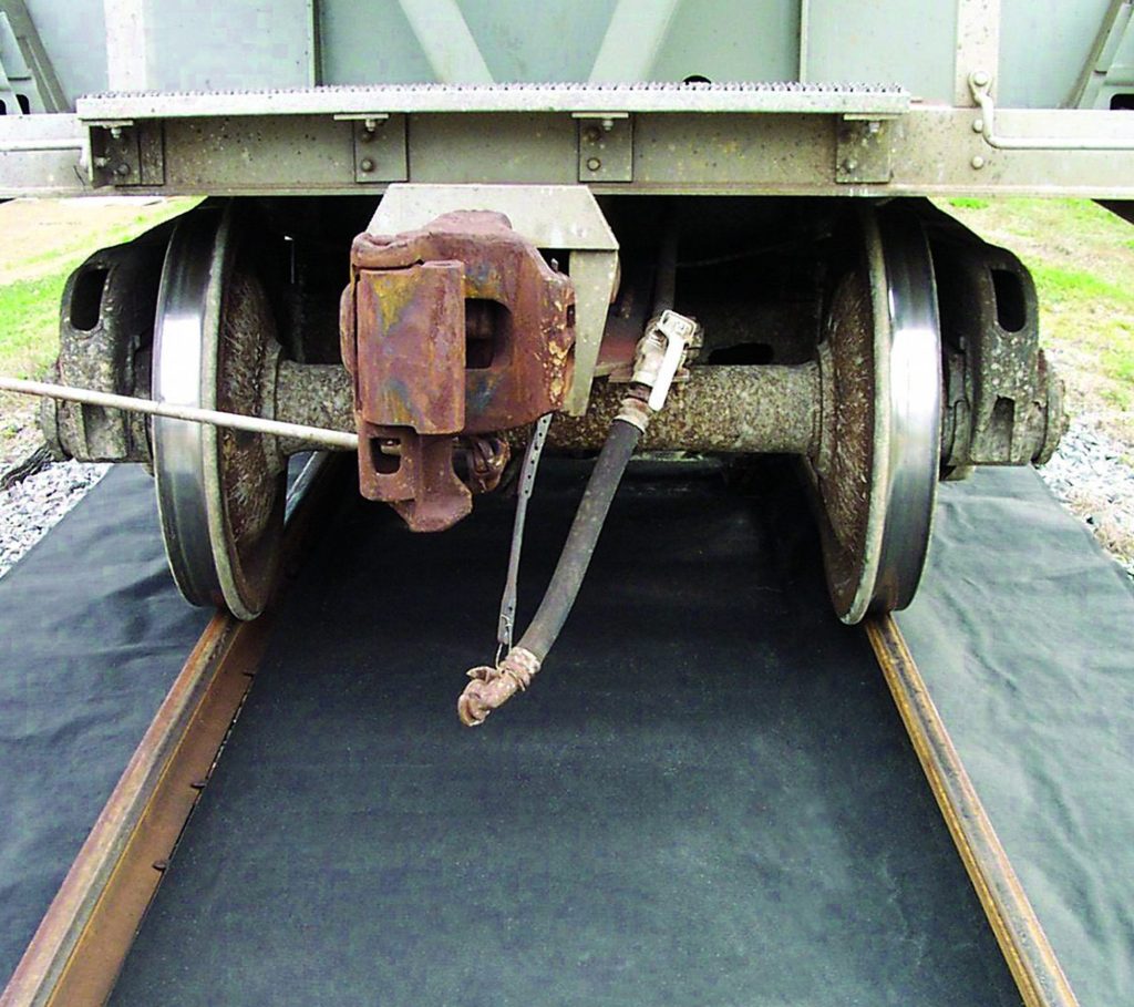 Track mat sorbent - Quatrex